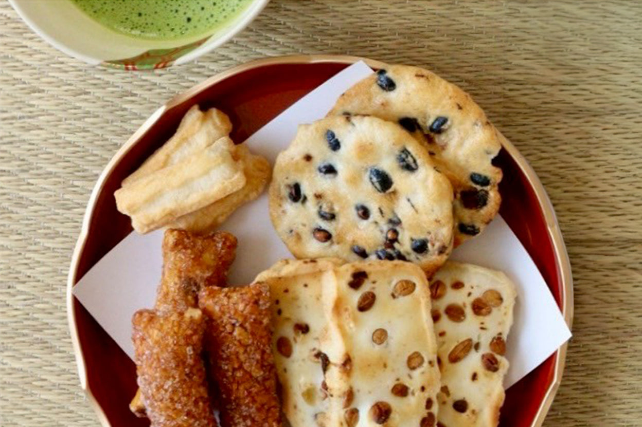 3 Types of Japanese Rice Crackers – Beika Mochi
